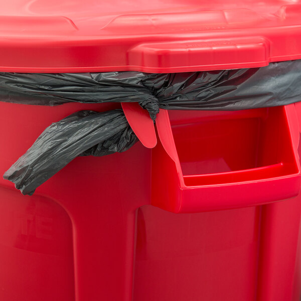 Rubbermaid BRUTE 32 Gallon Red Round Trash Can and Lid