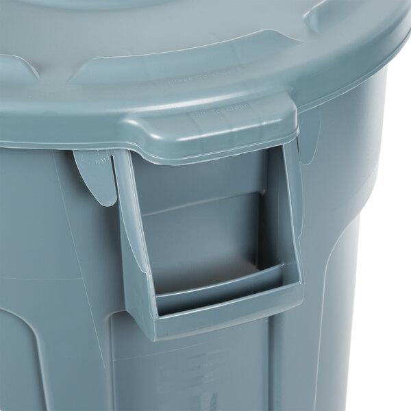 Rubbermaid BRUTE 44 Gallon Gray Round Trash Can and Lid
