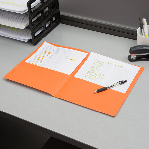 Oxford 57513EE Letter Size 2-Pocket Embossed Paper Pocket Folder ...