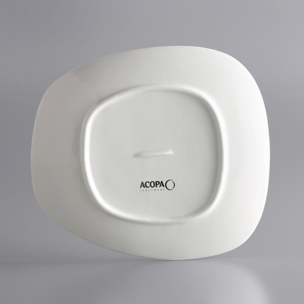 Acopa Nova 8 3/4" x 7 3/4" Cream White Asymmetric Stoneware Plate - 24/Case