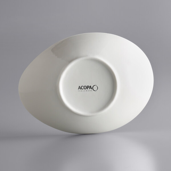 Acopa Nova 24 oz. Cream White Asymmetric Bowl - 6/Pack