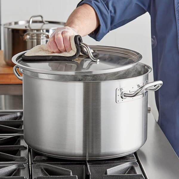 Vigor SS1 Series 22 Qt. Stainless Steel Aluminum-Clad Sauce Pot with Cover