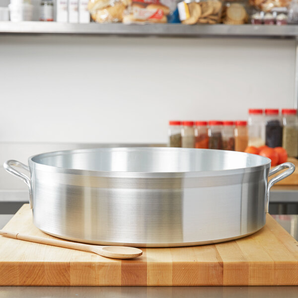 Vollrath 67228 Wear-Ever Classic Select 28 Qt. Heavy-Duty Aluminum ...