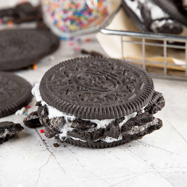 Oreo Cookie Medium Pieces (4/Case) - WebstaurantStore