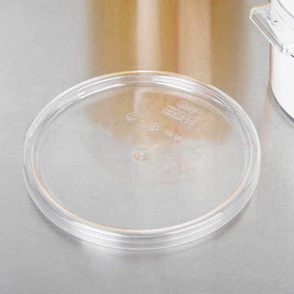 Choice 2 and 4 Qt. Clear Round Polycarbonate Food Storage Container Lid