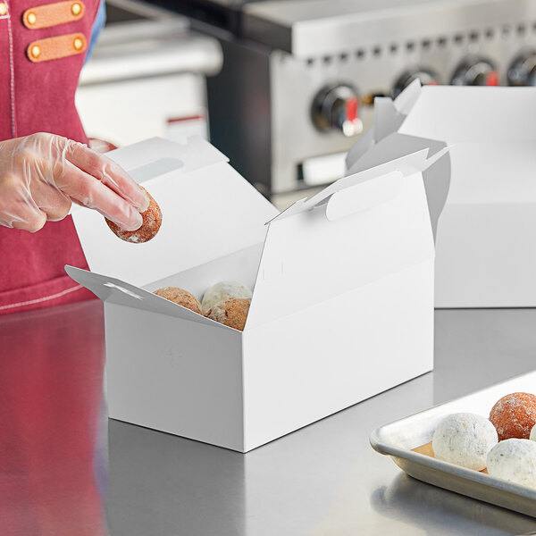 Southern Champion 8 7/8" x 5" x 3 1/2" White Barn Take-Out Lunch ...