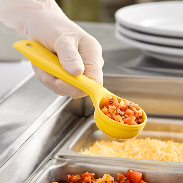 Carlisle 492104 Measure Misers 1 oz. Yellow Acetal Short Handle Portion ...
