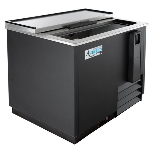 Avantco HBB-36-HC 36" Black Horizontal Bottle Cooler