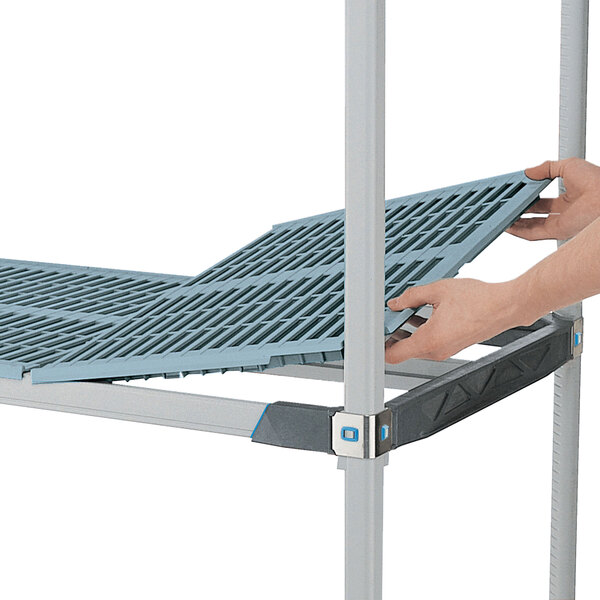 Metro MX1842G MetroMax i Open Grid Shelf with Removable Mat 18" x 42"