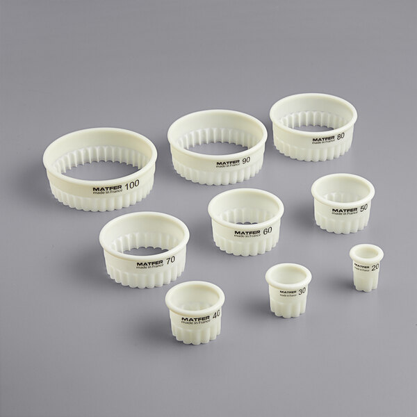 Matfer Bourgeat 150101 9-Piece Exoglass Round Non-Stick Fluted Pastry ...