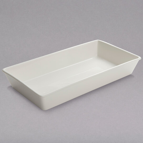 American Metalcraft POR17 Vidacasa 144 oz. Rectangular White Porcelain Bowl