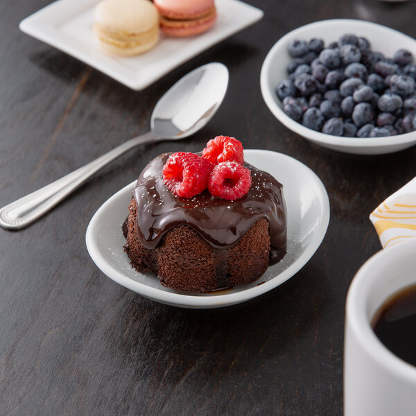 Acopa 4 oz. Bright White Oval Porcelain Coupe Bowl - 36/Case