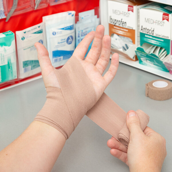 Medi-First 63501 2" Elastic Wrap with Clips