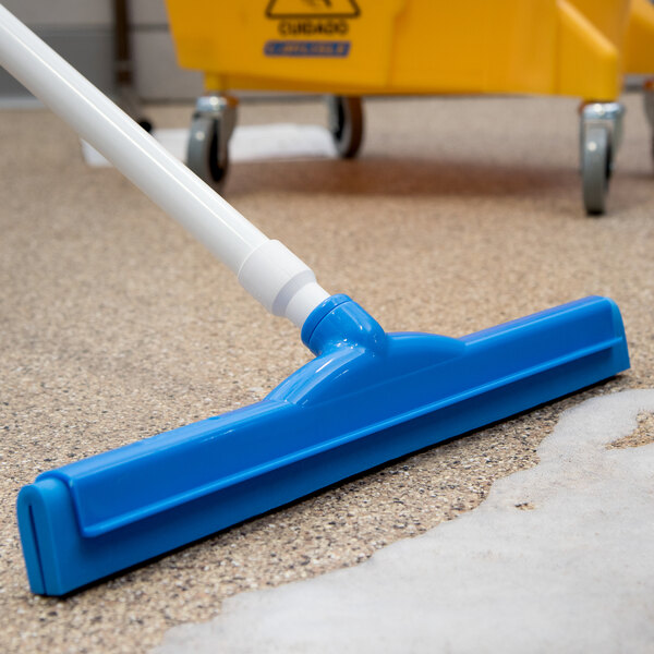 Carlisle 4156714 Sparta Spectrum 18" Blue Double Foam Floor Squeegee ...