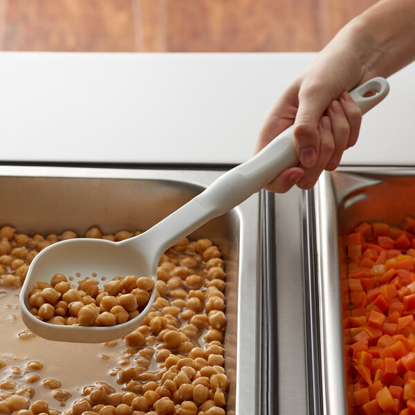 Vollrath 5292915 4 oz. White High Heat Perforated Oval Nylon Spoodle ...