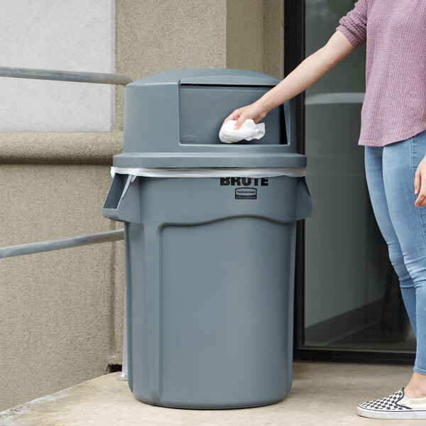 Rubbermaid BRUTE 44 Gallon Gray Round Trash Can and Dome Top Lid