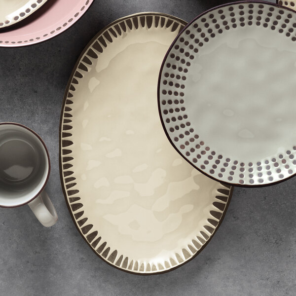 Libbey DULCET-4C Dulcet 12 5/8" x 8 5/8" Cream Stoneware Platter - 12/Case