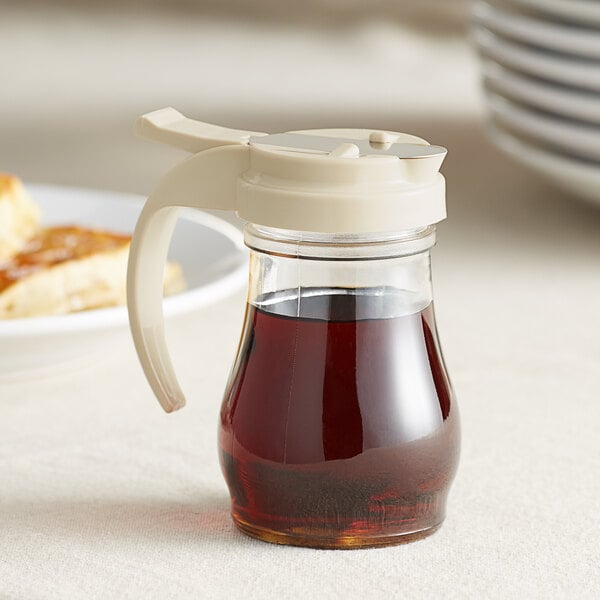 Vollrath 1606-18 Dripcut® 7 oz. Clear Polycarbonate Teardrop Syrup ...