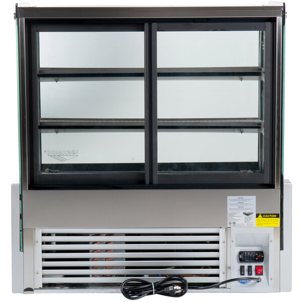 Vollrath 40862 36" Cubed Glass Refrigerated Display Cabinet