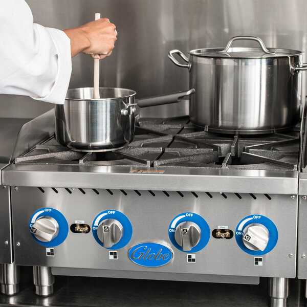 Globe GHP24G 24" Countertop Gas Hot Plate - 88,000 BTU