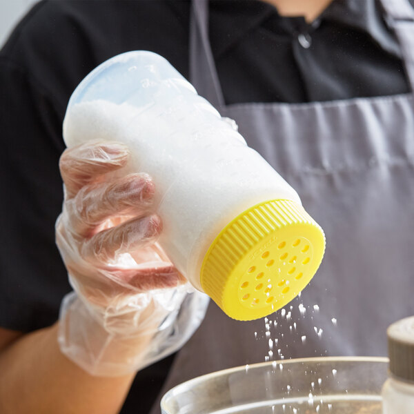 Vollrath 4961-1308 Traex® Dripcut® 16 oz. Polyethylene Shaker / Dredge ...