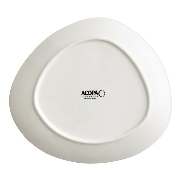 Acopa Nova 8 1/4" Cream White Organic Coupe Stoneware Plate - 24/Case