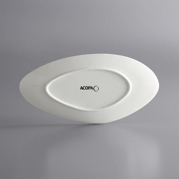 Acopa Nova 11" x 5 1/2" Cream White Slim Triangle Coupe Stoneware Plate ...
