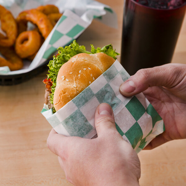 Choice 12" x 12" Green Check Deli Sandwich Wrap Paper - 1000/Pack