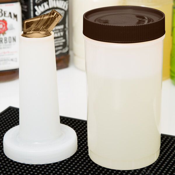 Carlisle PS601N01 Store 'N Pour 1 Qt. White Container with Brown Spout ...