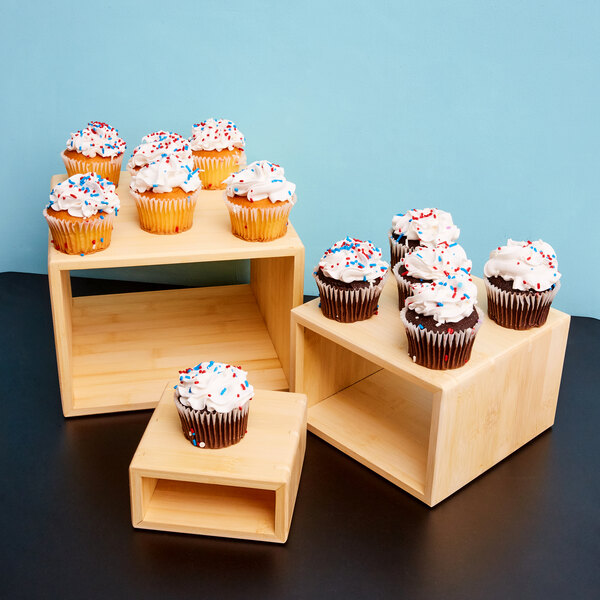 American Metalcraft BAMRN1 3 Piece Natural Bamboo Riser Set