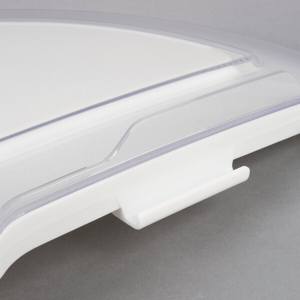 Rubbermaid FG9G7700WHT ProSave Rotating Lid with 3 Cup Scoop