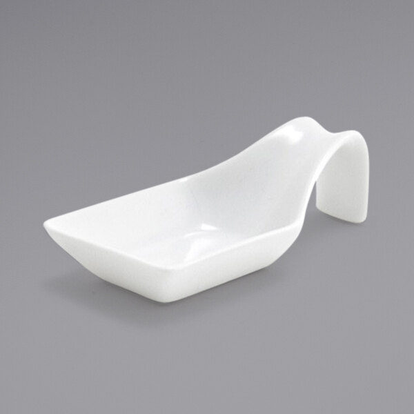 Front of the House Kyoto 1 oz. Bright White Porcelain Taster Spoon - 12 ...