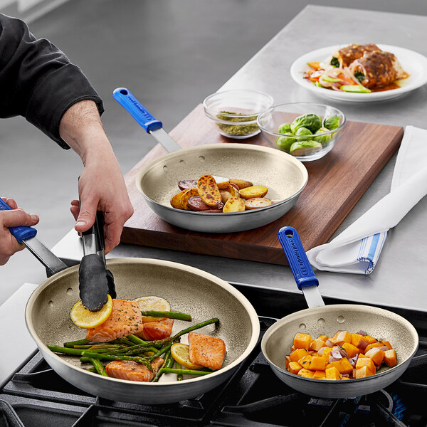 Vollrath Wear-Ever 3-Piece Aluminum Non-Stick Fry Pan Set with ...