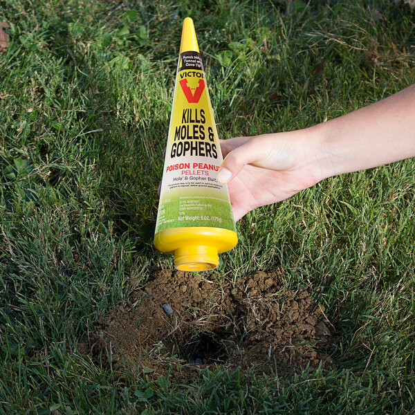 Victor Pest M6006 Mole and Gopher Poison