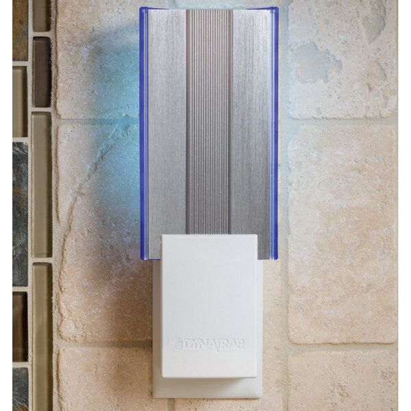 DynaTrap DT3009W-1003S Flylight White Indoor Plug-In Insect Trap