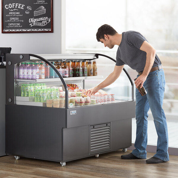 Avantco BHAC-51 51" Black Horizontal Air Curtain Merchandiser - 115V