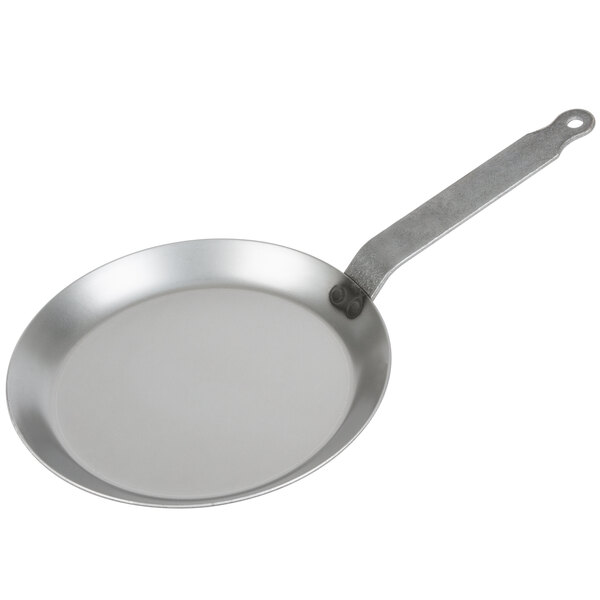 Matfer Bourgeat 062033 8 5/8" Heavy Duty Polished Black Steel Crepe Pan