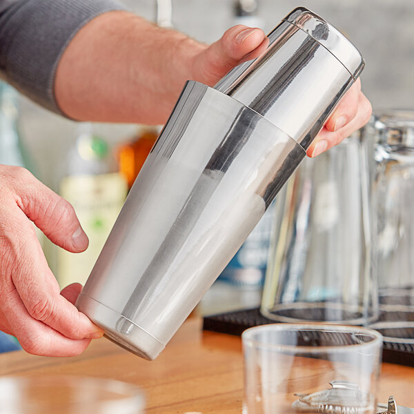 Acopa 28 oz. & 18 oz. Stainless Steel 2-Piece Boston Shaker Set