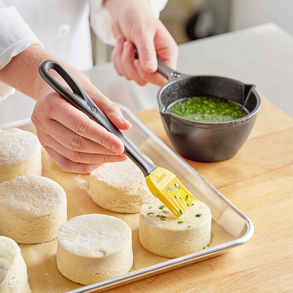 Lodge LMPB21 15 oz. Pre-Seasoned Cast Iron Melting Pot with Silicone ...