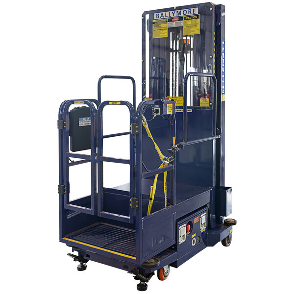 Ballymore PS-15 21' Battery-Powered Hydraulic Stocking Lift with 32" x ...