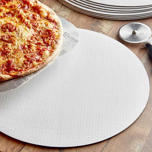 20" White Corrugated Pizza Circle - 25/Pack