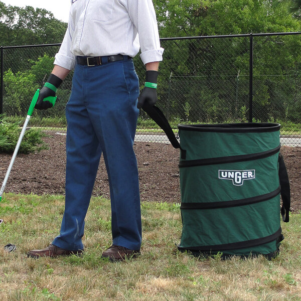 Unger NB300 Nifty Nabber Green 40 Gallon Portable Garbage Can