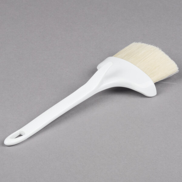 Winco 3"W Boar Bristle Pastry/Basting Brush with Hook and Concave Head