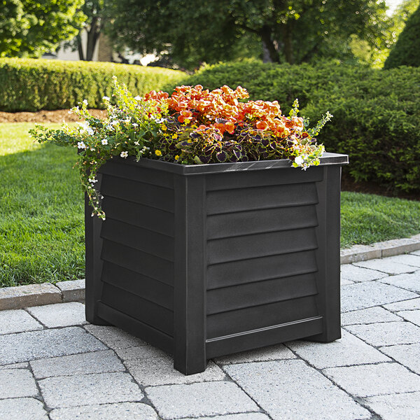 Mayne Lakeland 20" x 20" x 20" Black Planter
