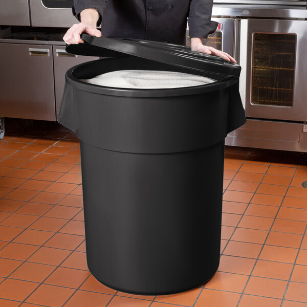 55 Gallon / 880 Cup Black Round Ingredient Storage Bin with Lid