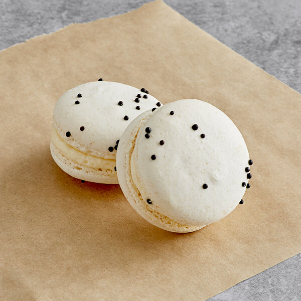 Macaron Centrale Cookies and Cream Macaron - 100/Case