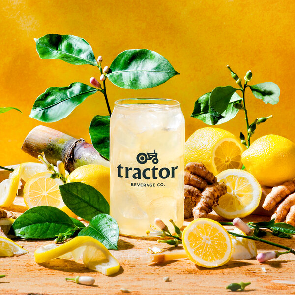 Tractor Beverage Lemonade Concentrate (32 fl. oz.)