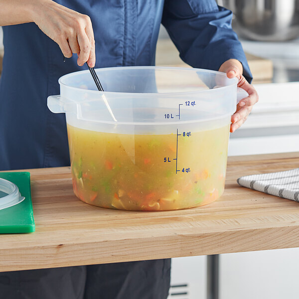 Vigor 12 Qt. Translucent Round Polypropylene Food Storage Container