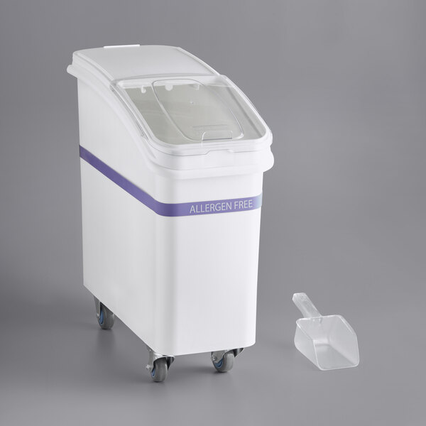 Baker's Mark Mobile Ingredient Bin w/ Sliding Lid (21 Gal.)