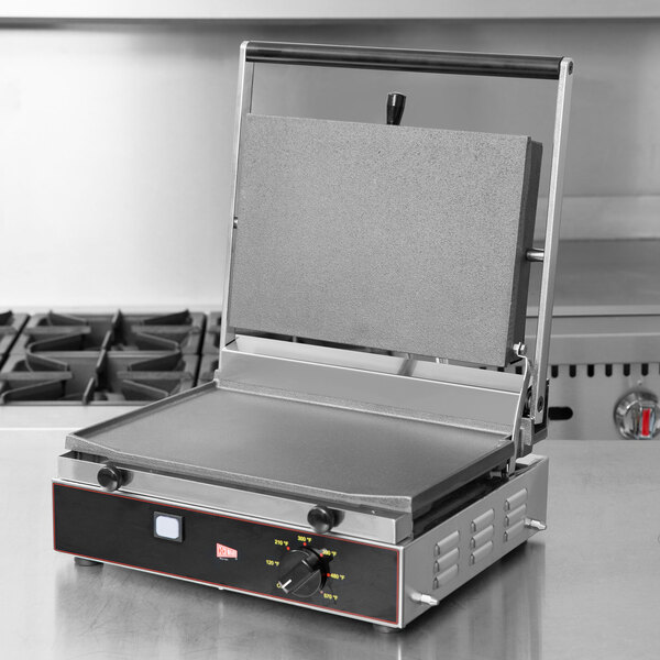 Cecilware TSG-1F Single Panini Sandwich Grill with Flat Surfaces - 14 1 ...